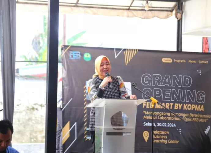 FEB Mart by Kopma Diresmikan Wakil Rektor Unila – Peran News